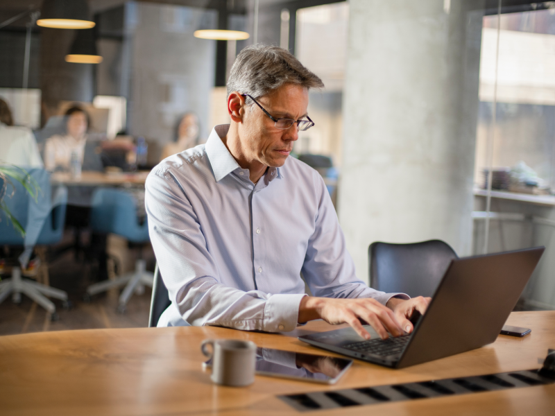 How a smart WiFi router will make your business internet better